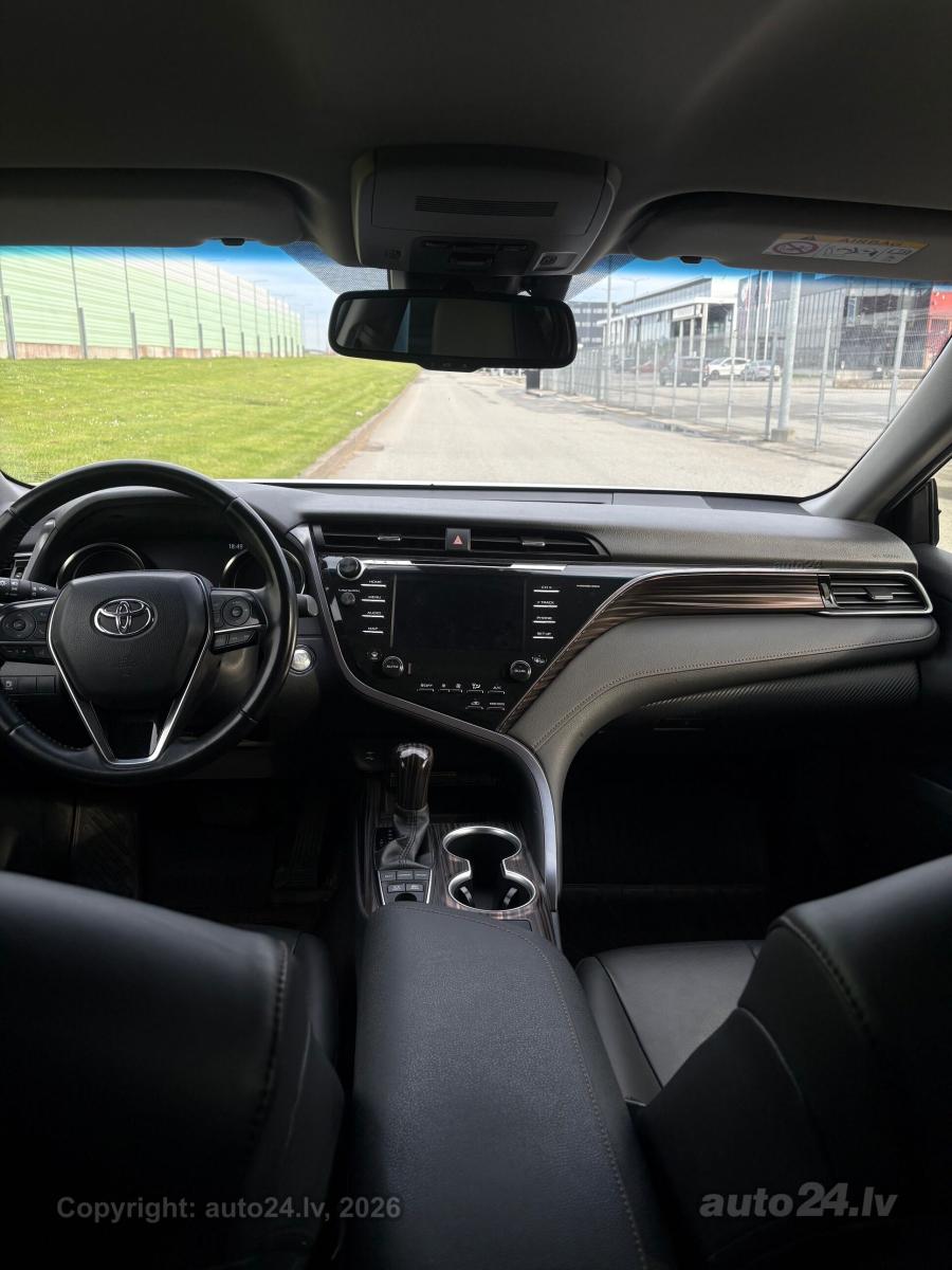 Balts Toyota Camry 2020 Tallina, ar dzinēja tilpumu 0.00 L un nobraukumu 127 tūkst. km par 18977 €, foto 9 vietnē AUTOMOTO.COM.LV
