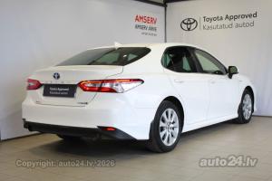 Balts Toyota Camry 2020 Tallina, ar dzinēja tilpumu 2.50 L un nobraukumu 170 tūkst. km par 17990 €, foto 3 vietnē AUTOMOTO.COM.LV