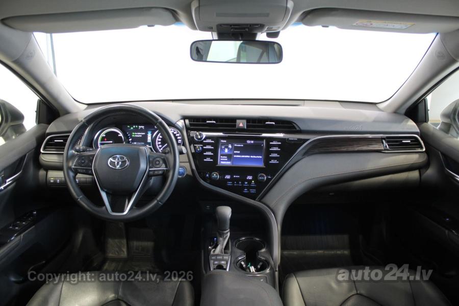 Balts Toyota Camry 2020 Tallina, ar dzinēja tilpumu 2.50 L un nobraukumu 170 tūkst. km par 17990 €, foto 8 vietnē AUTOMOTO.COM.LV