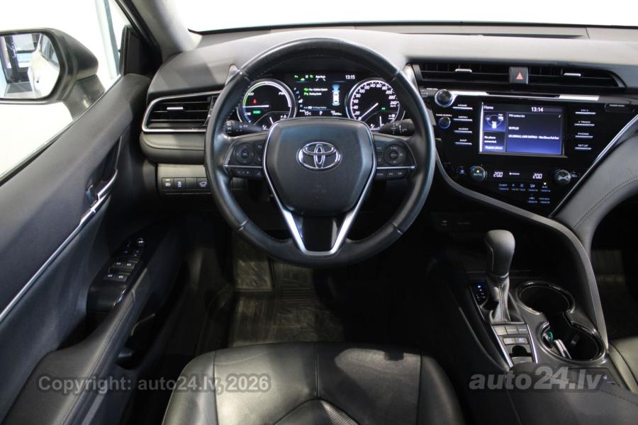 Balts Toyota Camry 2020 Tallina, ar dzinēja tilpumu 2.50 L un nobraukumu 170 tūkst. km par 17990 €, foto 9 vietnē AUTOMOTO.COM.LV