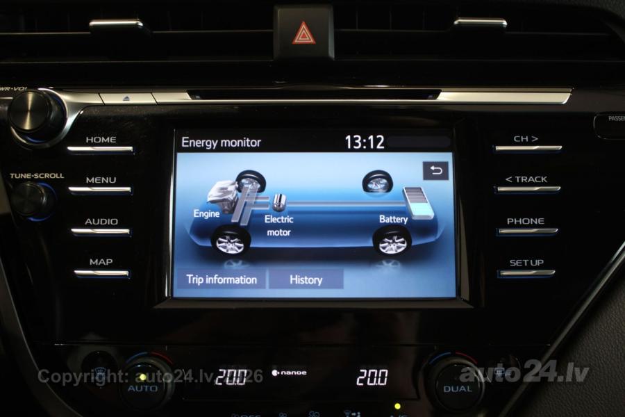 Balts Toyota Camry 2020 Tallina, ar dzinēja tilpumu 2.50 L un nobraukumu 170 tūkst. km par 17990 €, foto 17 vietnē AUTOMOTO.COM.LV