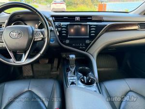 Balts Toyota Camry 2020 Tallina, ar dzinēja tilpumu 2.50 L un nobraukumu 141 tūkst. km par 19999 €, foto 10 vietnē AUTOMOTO.COM.LV