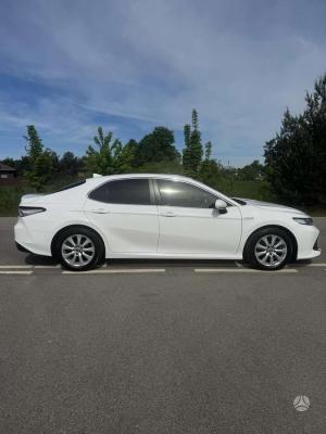 Balts Toyota Camry 2020 Viļņa, ar dzinēja tilpumu 2.49 L un nobraukumu 205 tūkst. km par 18300 €, foto 6 vietnē AUTOMOTO.COM.LV