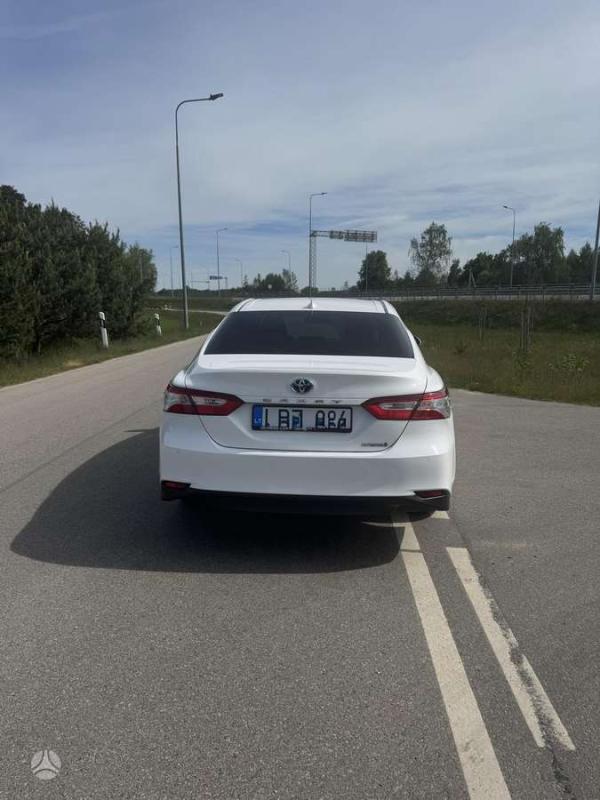 Balts Toyota Camry 2020 Viļņa, ar dzinēja tilpumu 2.49 L un nobraukumu 205 tūkst. km par 18300 €, foto 8 vietnē AUTOMOTO.COM.LV