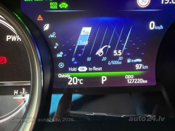 Белый Тойота Камри 2020 в Тарту, объемом двигателя 2.50 л и пробегом 127 тыс. км за 19000 €, фото 11 на AUTOMOTO.COM.LV