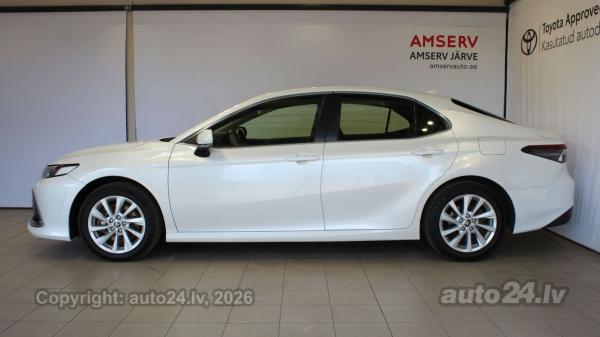 Balts Toyota Camry 2021 Tallina, ar dzinēja tilpumu 2.50 L un nobraukumu 188 tūkst. km par 18490 €, foto 3 vietnē AUTOMOTO.COM.LV