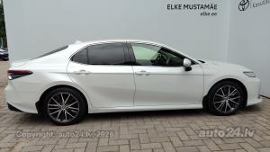 White Toyota Camry 2021 in Tallinn, with an engine capacity of 2.49 L and mileage of 89 thousand km for 26995 €, photo 17 on AUTOMOTO.COM.LV