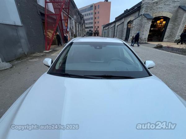 Balts Toyota Camry 2021 Tallina, ar dzinēja tilpumu 2.50 L un nobraukumu 158 tūkst. km par 23900 €, foto 6 vietnē AUTOMOTO.COM.LV