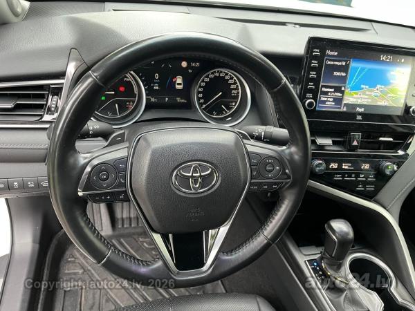 Balts Toyota Camry 2021 Tallina, ar dzinēja tilpumu 2.50 L un nobraukumu 158 tūkst. km par 23900 €, foto 8 vietnē AUTOMOTO.COM.LV