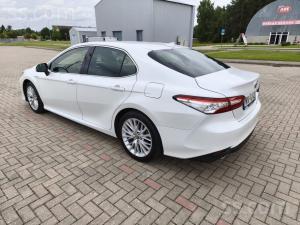 Balts Toyota Camry 2021 Rīga, ar dzinēja tilpumu 2.50 L un nobraukumu 124 tūkst. km par 24500 €, foto 4 vietnē AUTOMOTO.COM.LV
