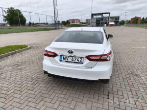 Balts Toyota Camry 2021 Rīga, ar dzinēja tilpumu 2.50 L un nobraukumu 124 tūkst. km par 24500 €, foto 8 vietnē AUTOMOTO.COM.LV