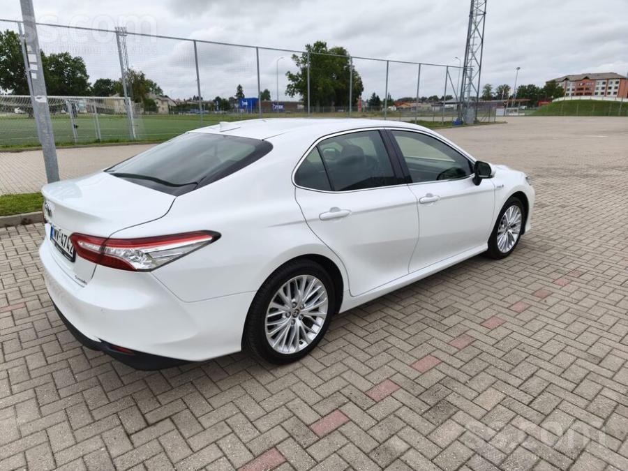 Balts Toyota Camry 2021 Rīga, ar dzinēja tilpumu 2.50 L un nobraukumu 124 tūkst. km par 24500 €, foto 9 vietnē AUTOMOTO.COM.LV