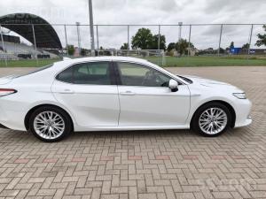 Balts Toyota Camry 2021 Rīga, ar dzinēja tilpumu 2.50 L un nobraukumu 124 tūkst. km par 24500 €, foto 10 vietnē AUTOMOTO.COM.LV