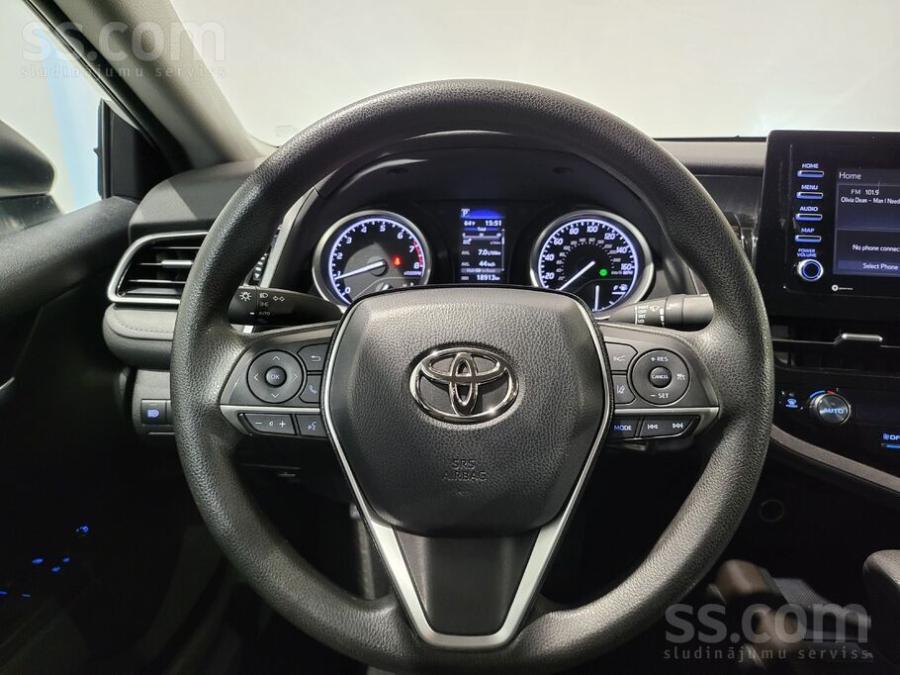 Balts Toyota Camry 2022 Ventspils, ar dzinēja tilpumu 2.50 L un nobraukumu 19 tūkst. km par 20100 €, foto 11 vietnē AUTOMOTO.COM.LV