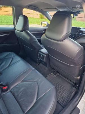 Balts Toyota Camry 2022 Telšiai, ar dzinēja tilpumu 2.49 L un nobraukumu 233 tūkst. km par 18900 €, foto 21 vietnē AUTOMOTO.COM.LV