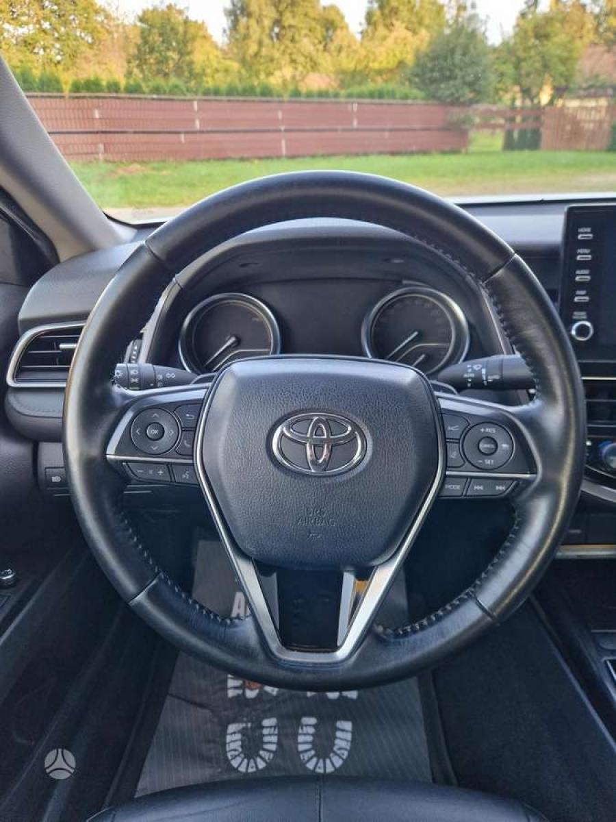 Balts Toyota Camry 2022 Telšiai, ar dzinēja tilpumu 2.49 L un nobraukumu 233 tūkst. km par 18900 €, foto 26 vietnē AUTOMOTO.COM.LV