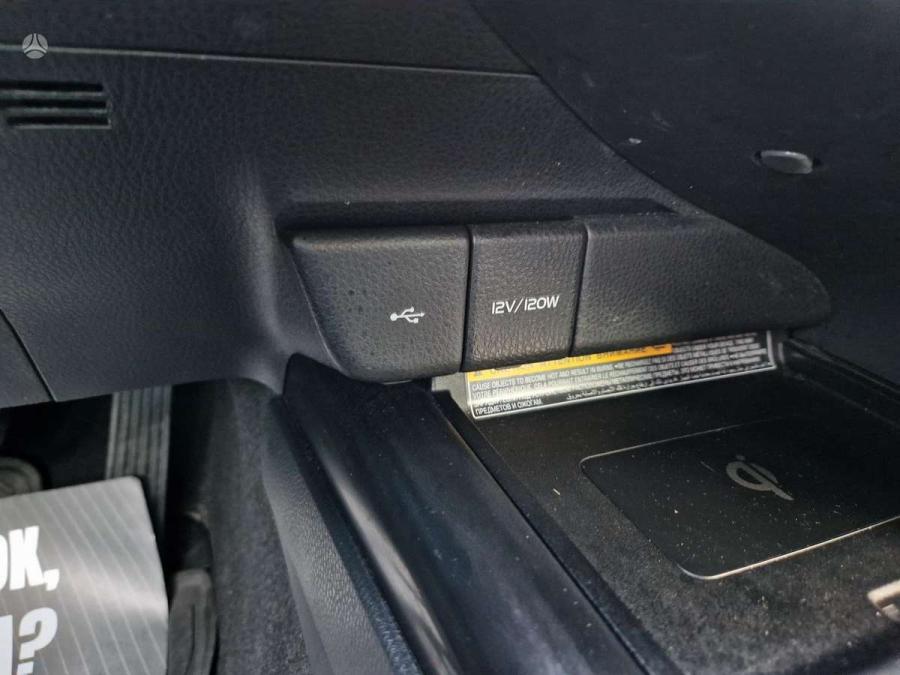 Balts Toyota Camry 2022 Telšiai, ar dzinēja tilpumu 2.49 L un nobraukumu 233 tūkst. km par 18900 €, foto 31 vietnē AUTOMOTO.COM.LV