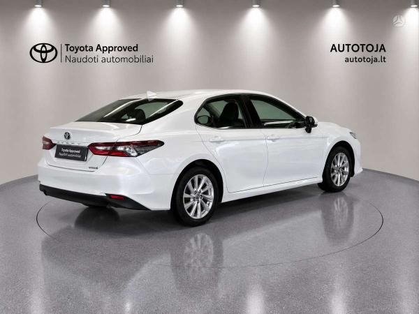 Balts Toyota Camry 2022 Kauņa, ar dzinēja tilpumu 2.49 L un nobraukumu 151 tūkst. km par 22900 €, foto 3 vietnē AUTOMOTO.COM.LV