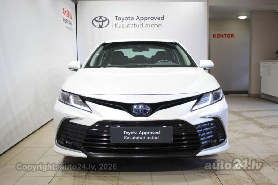Balts Toyota Camry 2023 Tallina, ar dzinēja tilpumu 2.50 L un nobraukumu 145 tūkst. km par 23490 €, foto 5 vietnē AUTOMOTO.COM.LV