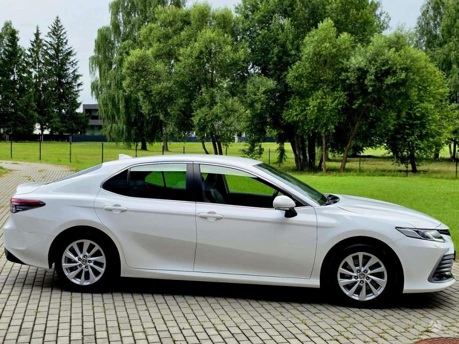 Balts Toyota Camry 2023 Klaipėda, ar dzinēja tilpumu 2.49 L un nobraukumu 178 tūkst. km par 16400 €, foto 9 vietnē AUTOMOTO.COM.LV