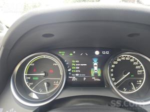 Белый Тойота Камри 2023 в Елгава, объемом двигателя 2.50 л и пробегом 52 тыс. км за 31000 €, фото 18 на AUTOMOTO.COM.LV