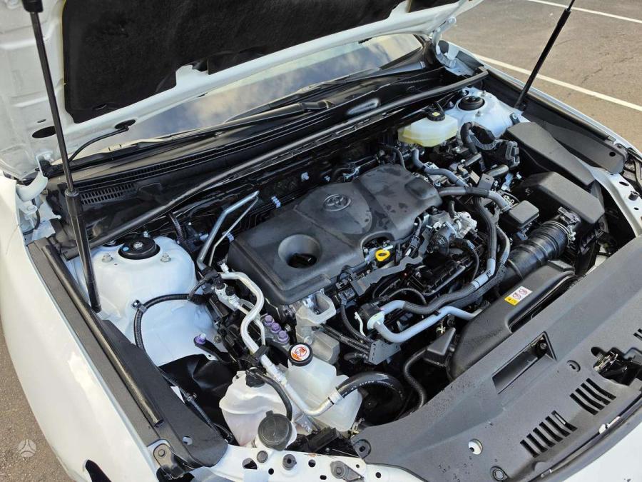 Balts Toyota Camry 2025 Kauņa, ar dzinēja tilpumu 2.49 L un nobraukumu 11 tūkst. km par 20900 €, foto 13 vietnē AUTOMOTO.COM.LV