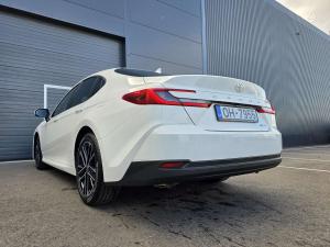 Balts Toyota Camry 2025 Kauņa, ar dzinēja tilpumu 2.49 L un nobraukumu 11 tūkst. km par 20900 €, foto 17 vietnē AUTOMOTO.COM.LV