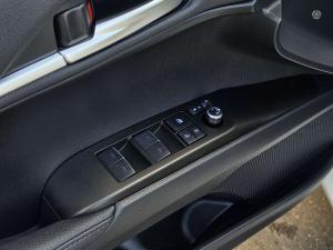 Balts Toyota Camry 2025 Kauņa, ar dzinēja tilpumu 2.49 L un nobraukumu 11 tūkst. km par 20900 €, foto 22 vietnē AUTOMOTO.COM.LV