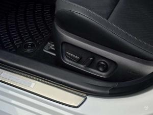 Balts Toyota Camry 2025 Kauņa, ar dzinēja tilpumu 2.49 L un nobraukumu 11 tūkst. km par 20900 €, foto 24 vietnē AUTOMOTO.COM.LV