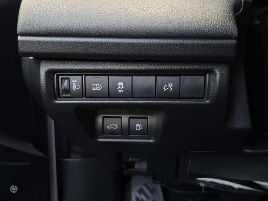 Balts Toyota Camry 2025 Kauņa, ar dzinēja tilpumu 2.49 L un nobraukumu 11 tūkst. km par 20900 €, foto 34 vietnē AUTOMOTO.COM.LV