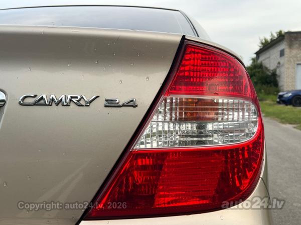 Dzeltens Toyota Camry 2003 Narva, ar dzinēja tilpumu 2.40 L un nobraukumu 188 tūkst. km par 2499 €, foto 7 vietnē AUTOMOTO.COM.LV