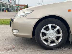 Желтый Тойота Камри 2003 в Нарва, объемом двигателя 2.40 л и пробегом 188 тыс. км за 2499 €, фото 12 на AUTOMOTO.COM.LV