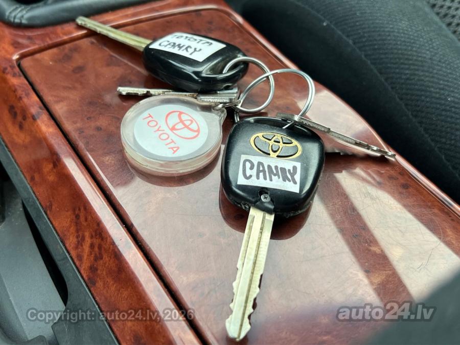 Желтый Тойота Камри 2003 в Нарва, объемом двигателя 2.40 л и пробегом 188 тыс. км за 2499 €, фото 25 на AUTOMOTO.COM.LV