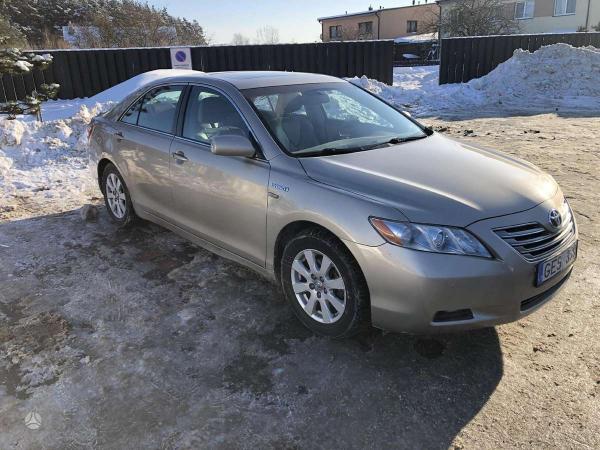 Dzeltens Toyota Camry 2008 Viļņa, ar dzinēja tilpumu 2.36 L un nobraukumu 257 tūkst. km par 2499 €, foto 3 vietnē AUTOMOTO.COM.LV