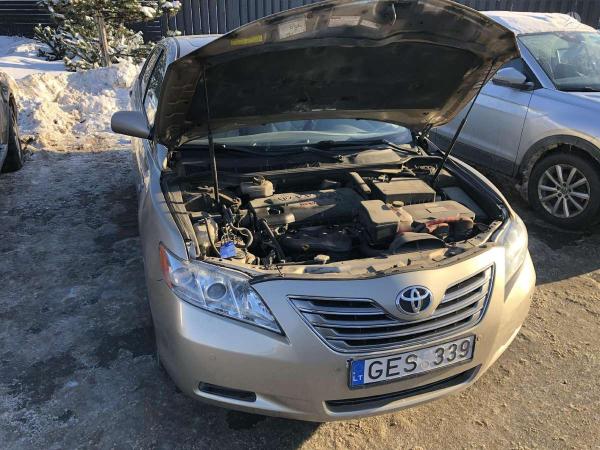 Dzeltens Toyota Camry 2008 Viļņa, ar dzinēja tilpumu 2.36 L un nobraukumu 257 tūkst. km par 2499 €, foto 9 vietnē AUTOMOTO.COM.LV