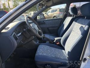 Balts Toyota Carina 1997 Ventspils, ar dzinēja tilpumu 1.60 L un nobraukumu 103 tūkst. km par 4500 €, foto 6 vietnē AUTOMOTO.COM.LV