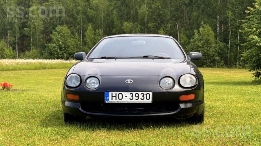 Черный Тойота Селика 1994 в Елгава, объемом двигателя 1.80 л и пробегом 365 тыс. км за 4500 €, фото 3 на AUTOMOTO.COM.LV