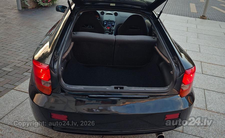Melns Toyota Celica 2000 Pērnava, ar dzinēja tilpumu 1.80 L un nobraukumu 379 tūkst. km par 2850 €, foto 17 vietnē AUTOMOTO.COM.LV