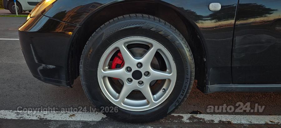 Melns Toyota Celica 2000 Pērnava, ar dzinēja tilpumu 1.80 L un nobraukumu 379 tūkst. km par 2850 €, foto 24 vietnē AUTOMOTO.COM.LV