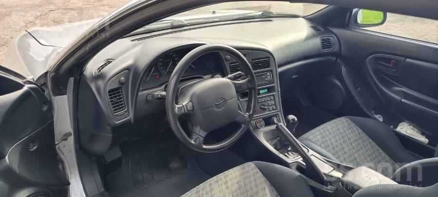 Pelēks Toyota Celica 1994 Liepāja, ar dzinēja tilpumu 1.80 L un nobraukumu 232 tūkst. km par 3350 €, foto 9 vietnē AUTOMOTO.COM.LV