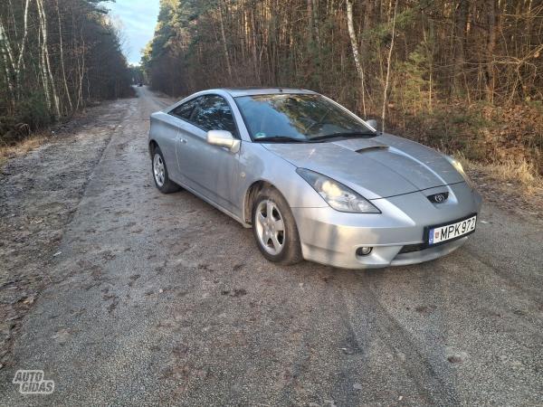 Pelēks Toyota Celica 2002 Alīta, ar dzinēja tilpumu 1.80 L un nobraukumu 294 tūkst. km par 3900 €, foto 2 vietnē AUTOMOTO.COM.LV