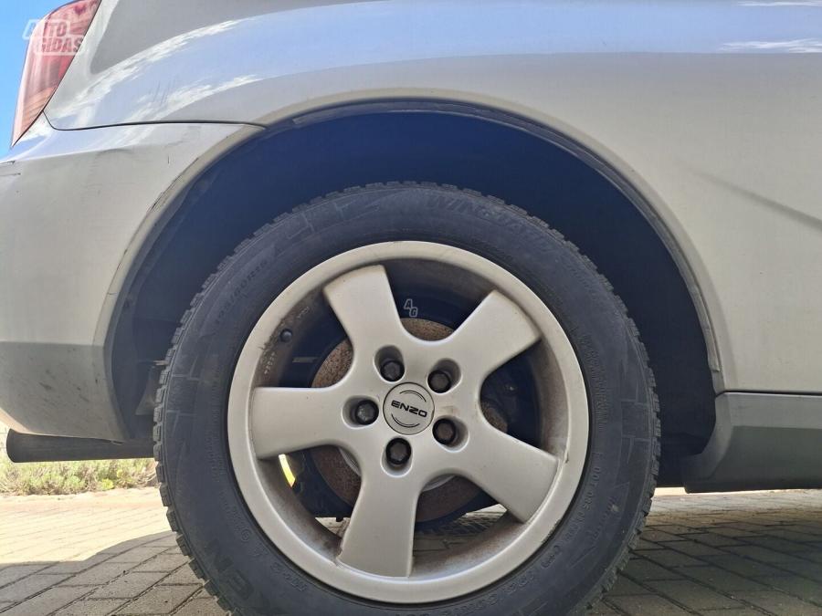 Pelēks Toyota Celica 2002 Alīta, ar dzinēja tilpumu 1.80 L un nobraukumu 294 tūkst. km par 3900 €, foto 14 vietnē AUTOMOTO.COM.LV