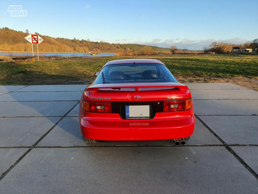 Red Toyota Celica 1992 in Kaunas, with an engine capacity of 2.00 L and mileage of 257 thousand km for 43000 €, photo 7 on AUTOMOTO.COM.LV