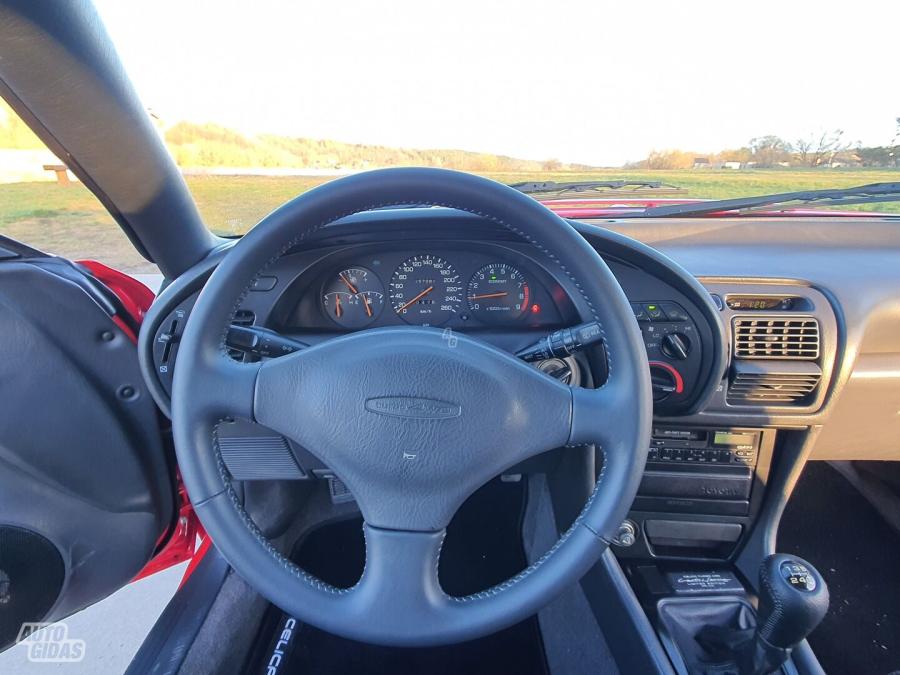 Red Toyota Celica 1992 in Kaunas, with an engine capacity of 2.00 L and mileage of 257 thousand km for 43000 €, photo 11 on AUTOMOTO.COM.LV