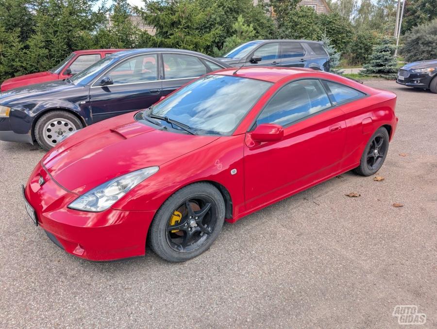 Red Toyota Celica 1999 in Kaunas, with an engine capacity of 1.80 L and mileage of 320 thousand km for 1800 €, photo 1 on AUTOMOTO.COM.LV