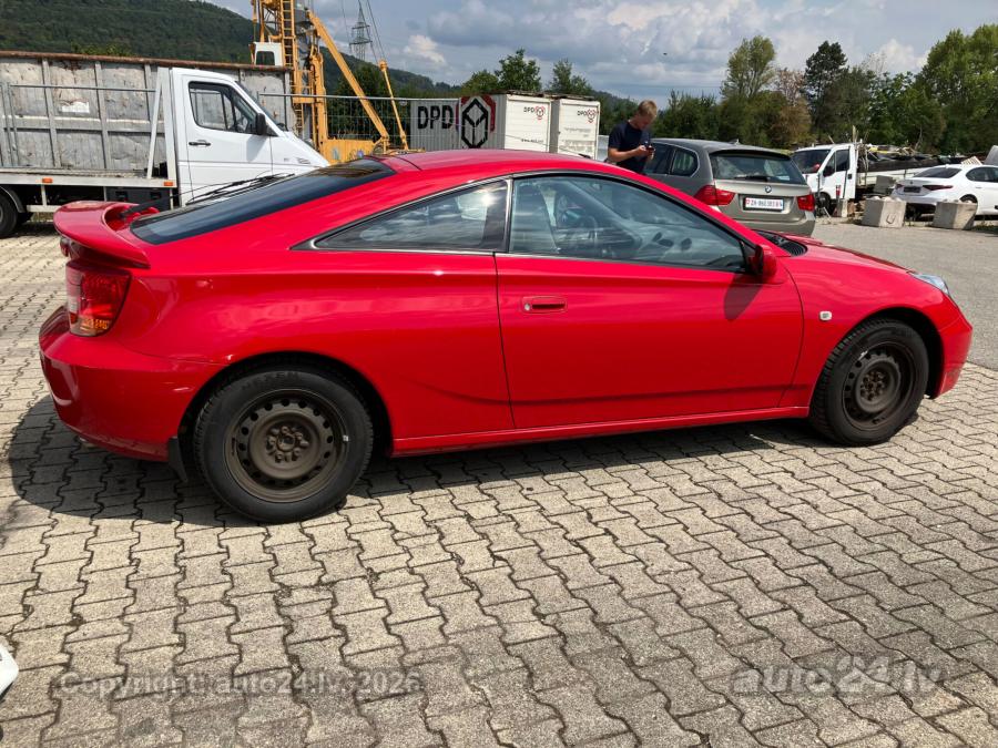 Красный Тойота Селика 2001 в Тарту, объемом двигателя 1.80 л и пробегом 245 тыс. км за 5990 €, фото 5 на AUTOMOTO.COM.LV