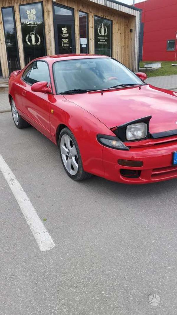 Sarkans Toyota Celica 1993 Klaipėda, ar dzinēja tilpumu 2.00 L un nobraukumu 261 tūkst. km par 4500 €, foto 2 vietnē AUTOMOTO.COM.LV