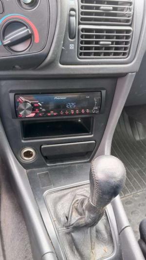 Sarkans Toyota Celica 1993 Klaipėda, ar dzinēja tilpumu 2.00 L un nobraukumu 261 tūkst. km par 4500 €, foto 10 vietnē AUTOMOTO.COM.LV