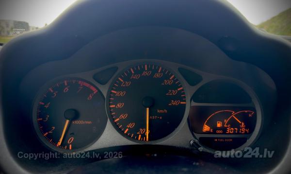 Violets Toyota Celica 2001 Tartu, ar dzinēja tilpumu 1.80 L un nobraukumu 307 tūkst. km par 3600 €, foto 5 vietnē AUTOMOTO.COM.LV