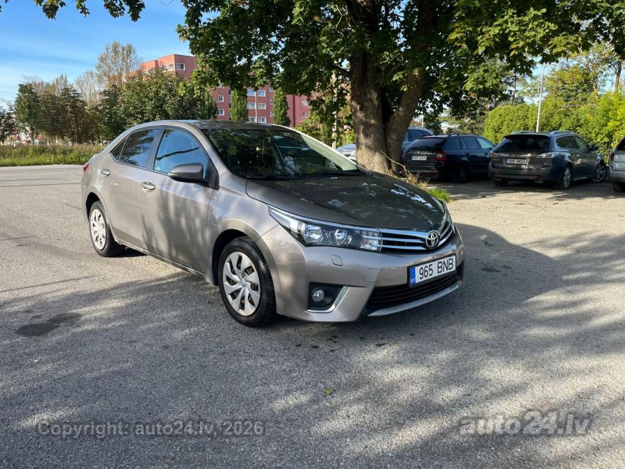 Beige Toyota Corolla 2015 in Tallinn, with an engine capacity of 1.60 L and mileage of 119 thousand km for 8500 €, photo 3 on AUTOMOTO.COM.LV